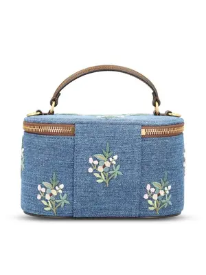 Valentino Garavani Vlogo Signature Zip-up Shoulder Bag