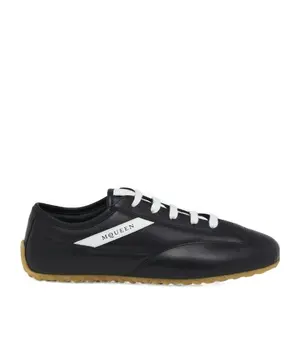 Alexander McQueen Low-top Sneakers With Logo Detail - Black