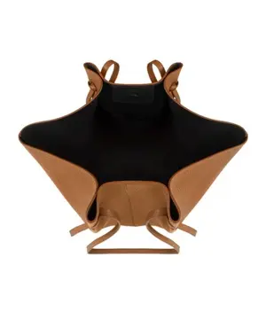 Yuzefi Mochi Shoulder Bag