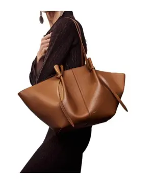 Yuzefi Mochi Shoulder Bag