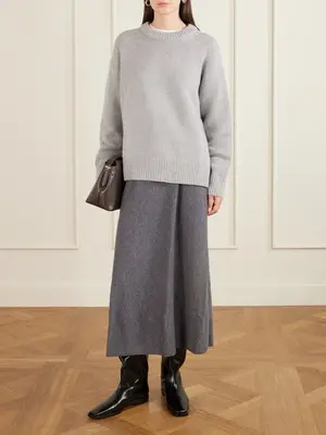 LISA YANG Renske Cashmere Crew Neck Sweater - Grey