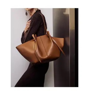Yuzefi Large Mochi Shoulder Bag - Brown