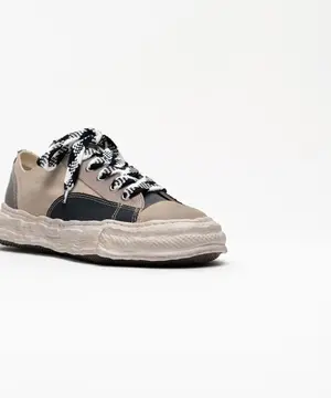 Mihara Yasuhiro Distressed Lace-up Low Top Casuals