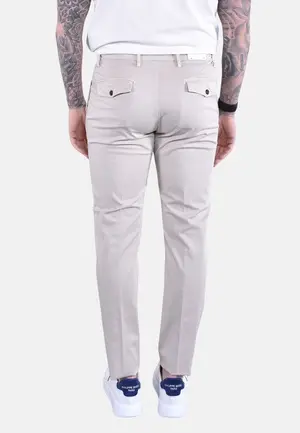 Eleventy Pleated Slim Fit Trousers - Gray