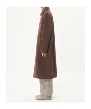 Valentino Garavani Collared Long-sleeved Coat