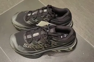 MM6 MAISON MARGIELA X SALOMON Low-top Sneakers - Black