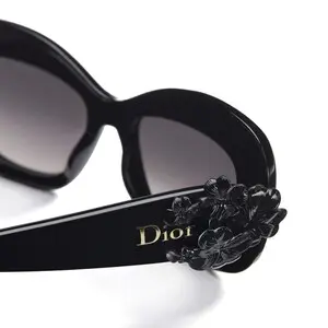 Dior Butterfly Frame Sunglasses - Black