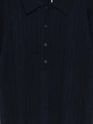 Closed Ribbed Buttoned Polo T-shirt