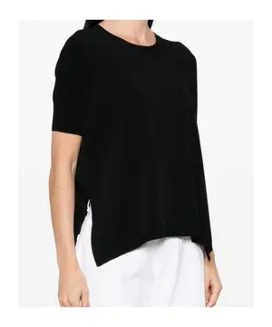 BASERANGE Side-slit T-shirt