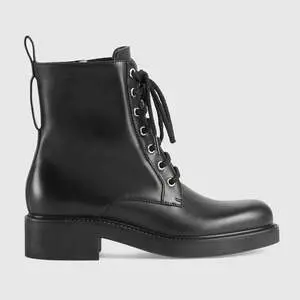 Gucci Logo Plaque Lace-up Ankle Boots