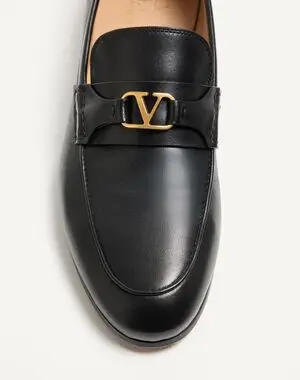 Valentino Garavani Vlogo Signature Slip-on Loafers - Black
