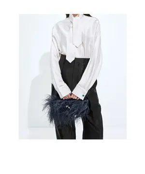Bottega Veneta Andiamo Clutch With Ostrich Feather Embellishment - Midnight