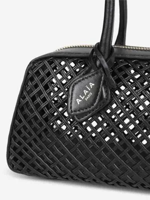Alaïa Zippered Shoulder Bag - Black