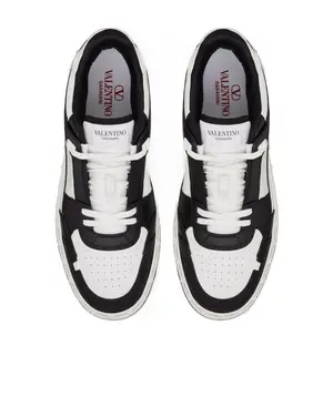 Valentino Garavani Freedots Lace-up Sneakers - Black