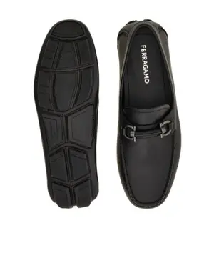 FERRAGAMO Gancini Ornament Driver Loafers - Black