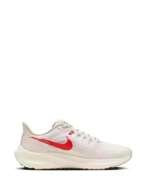 Nike Zoom Pegasus 39 Sneakers