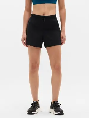 Athleta Crosstrain 4" Short