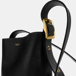 COACH OUTLET Coach Bleecker Bucket Bag 21 - Brass/black