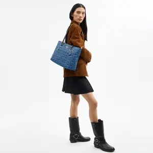 COACH OUTLET Station Tote Bag In Signature Denim