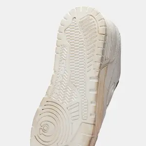 COACH OUTLET Coach Soho Leather Low Top Sneakers