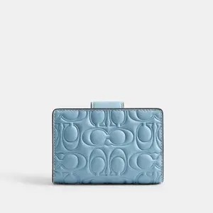 COACH OUTLET Medium Corner Zip Wallet In Signature Leather