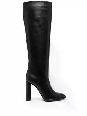 Le Silla Round Toe Boots For Women
