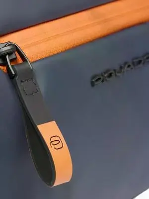 PIQUADRO Water-resistant Toiletry Bag