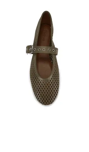 Madewell Perforated Remy Mary Jane Flat