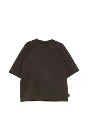 OUTHERE Logo-patch Raglan-sleeve T-shirt - Brown