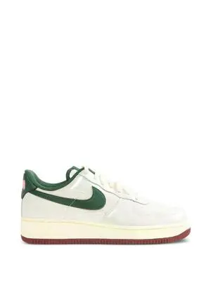 Nike Force 1 '07 Lv8 Sneakers