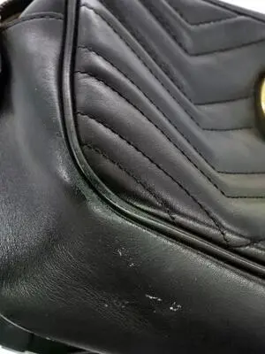 Gucci Matelassé Leather Shoulder Bag - Black