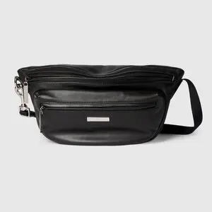 Gucci Tag Medium Crossbody Bag In Leather - Black