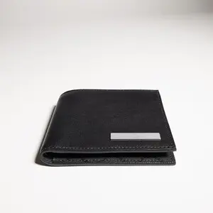 Gucci Bi-fold Wallet With Metal Tag