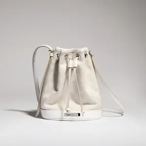 Gucci Mini Bucket Bag With Gg Canvas - White