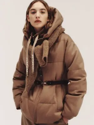 Max Mara Short Water-repellent Down Jacket With Hood And Leather Belt