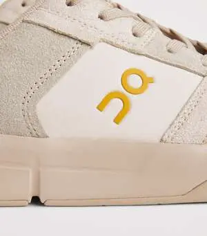 On The Roger Clubhouse Ace Trainers - Beige