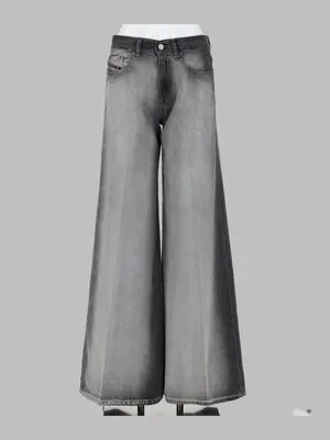 DIESEL® 1978 D-akemi" Flare Jeans - Grey