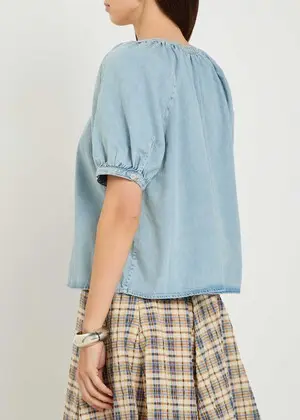 FRAME Resort Denim Shirt With Scoop Neck And Raglan Sleeves