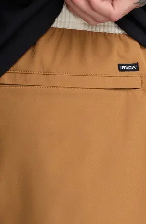 Rvca Yogger Stretch Contrast Shorts - Camel