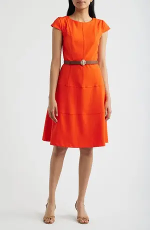 Women's Carrot Fit