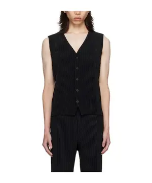 Issey Miyake V-neck Pleated Vest - Black