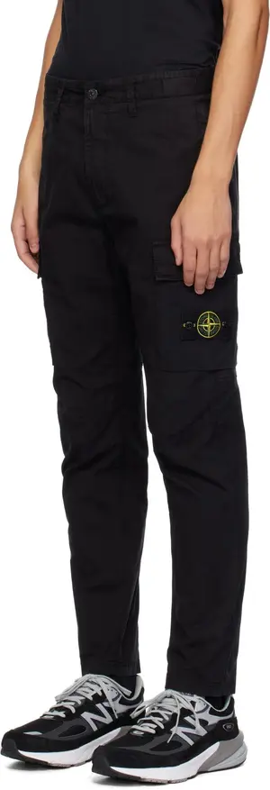Stone Island Cargo Pants With Logo Patch - Black