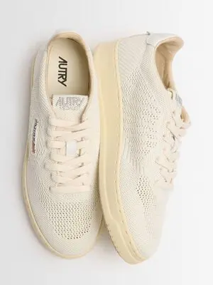 AUTRY Easeknit Low Sneakers With Lace Up Closure