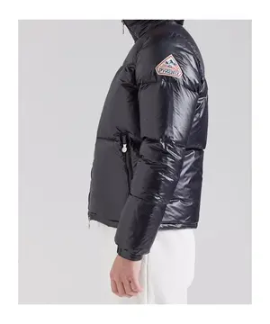 Pyrenex Long Sleeve Quilted Jacket With Zipper Pockets