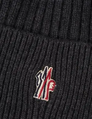 Moncler Logo Patch Knit Beanie - Black