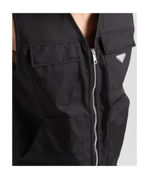 Prada Logo Plaque Zip-up Gilet