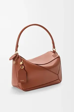 Loewe Medium Puzzle Bag In Nappa Lambskin - Walnut