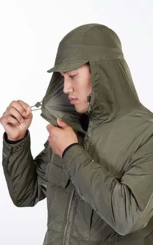 C.P. COMPANY Hooded Lightweight Jacket With Flap Pockets - Green