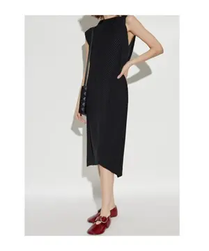 Issey Miyake Sleeveless Asymmetrical Pleated Dress