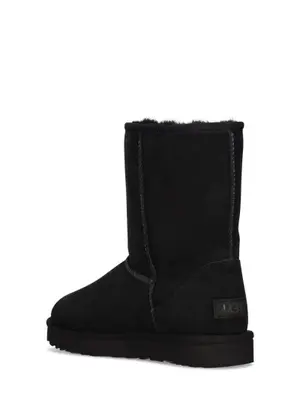 UGG Logo Detail Boots - Black